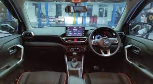 Sebelum Beli, Intip Perbandingan Interior Toyota Raize dengan Daihatsu ...